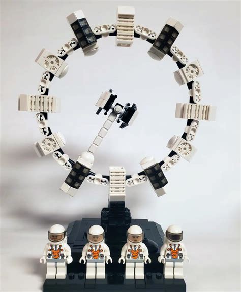 The Endurance And Her Crew Interstellar Moc Rlego