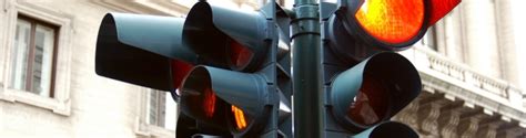 Rote Ampel überfahren Mal geblitzt Bußgeldkatalog