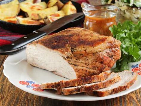 Свинина кусочками в фольге в духовке — рецепт с фото пошагово Как запечь свинину кусочками в