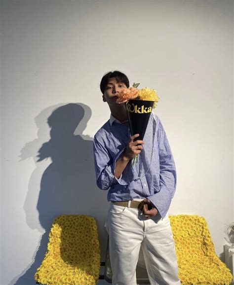 Pin By Meg On Colde ･ﾟ★ Hip Hop Artists Korean Singer Cute Disney