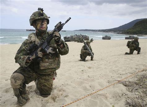 日「自衛隊統合演習」展開 動員逾4萬兵力 嚇阻潛在威脅 國際 日「自衛隊統合演習」展開 動員逾4萬兵力 嚇阻潛在威脅 青年日報