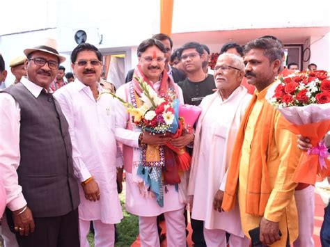 Gratitude Day Program Of Mla Dr Rajeshwar Singh One Year Of Politics
