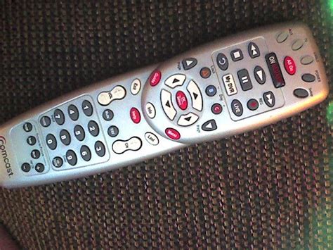 How To Program Your Comcast Remote 5 Steps Instructables