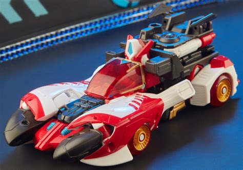 Cybertron Universe Override Velocitron Transformers Figure Toygeek