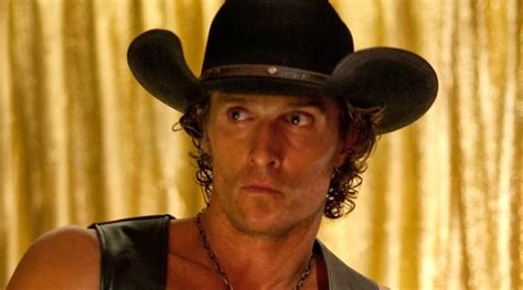 В фильме «Дэдпул и Росомаха похоже тайно снялся Мэттью МакКонахи