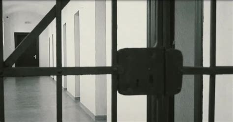 Manatee County Jail Employee Arrested After Drugs Found In Cells