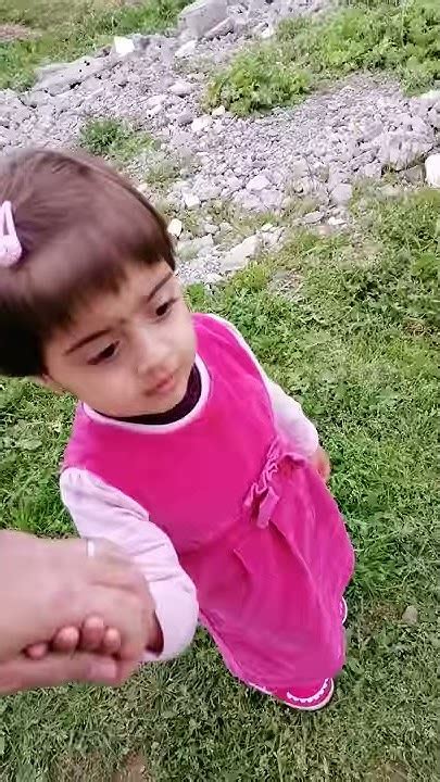 هانیا و مریشک 🐔🐥🐔 Hanya And Chickens Youtube