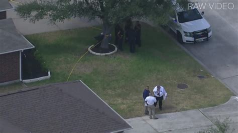 Raw Video Man Shot Killed While Attempting To Rob Multiple People In
