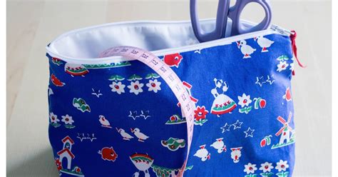 Deblau Neceser Con Cremallera Y Bolsillos Interiores