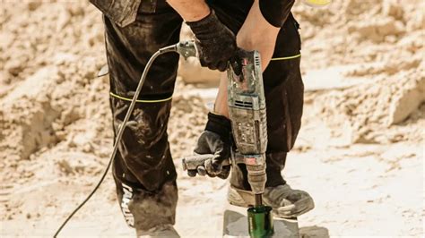 What You Need To Know About The 4 Types Of Jackhammers For Home Improvement Vevor Blog