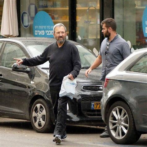 כבר לא בן 18 אהוד ברק אוגר תרופות לחורף