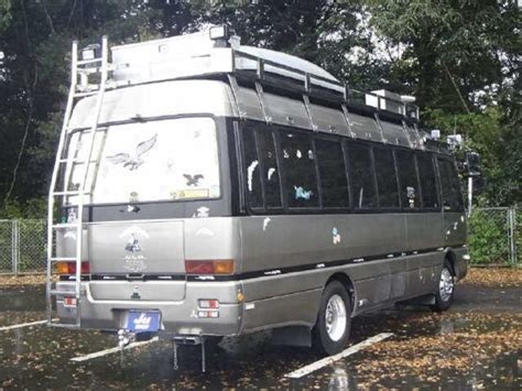 This Japanese Mini Bus Was Turned Into A Cushy Camper And It S Already
