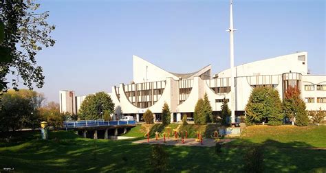 Фото Закарпатський обласний палац дитячої та юнацької творчості «ПАДІЮН