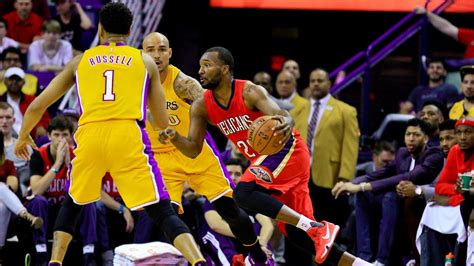 Lakers Vs Pelicans Final Score Beat Up Pelicans Beat Up Lakers In 110