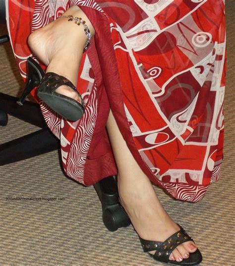 900 Indian Female Feet Collection Amazing Feet In Saree