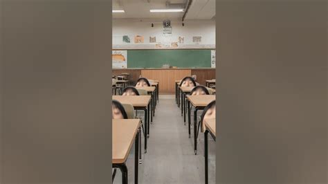 교실에서몰래과자먹기성공 Youtube