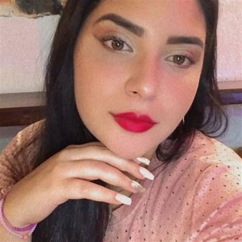 Roxana Rosmary Rroxanaap • Threads Say More