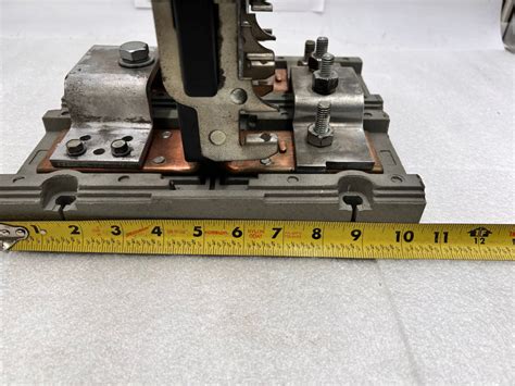 Disconnect Switch Lug Blade And Insulator Two Pole Bonded