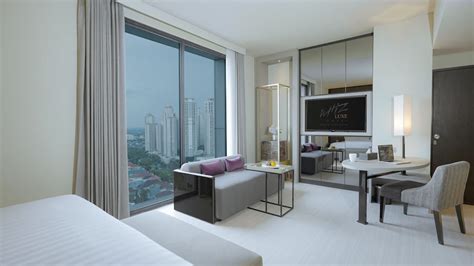 Whiz Luxe Hotel Spazio Surabaya Qantas Hotels