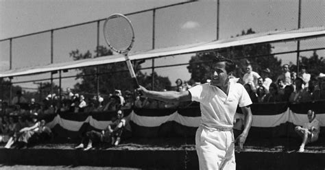 La fabulosa vida de Pancho Segura el primer latinoamericano número 1 del tenis que se codeó con