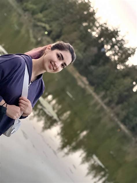 fariba hashemi medium