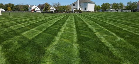 Jeffs Clean Cut Yard Care The Unit Mowing Grass Greengrass Lawncarebusinesssuccess
