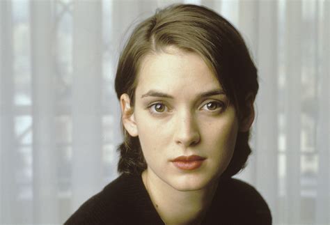 Download Celebrity Winona Ryder Hd Wallpaper