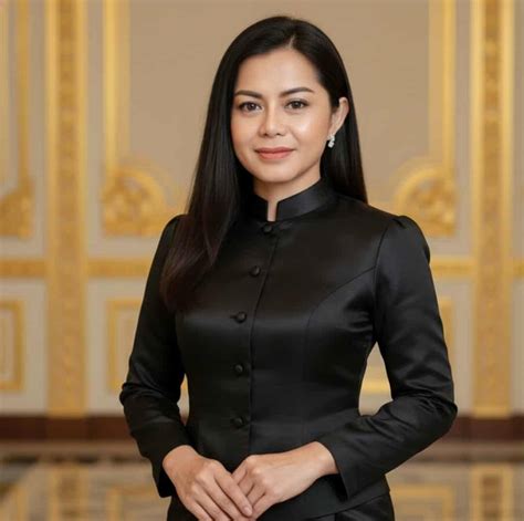 ธีร์ Shop เสื้อยืดคนงาน เสื้อเเจก เสื้อแถม เสื้อโปโมทสินค้า ปลีก ส่ง Added ธีร์ Shop เสื้อ