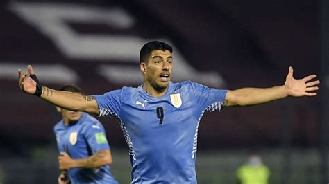 Suárez Y Cavani Encabezan La Lista De Convocados De Uruguay Para La