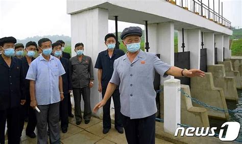 북한 새 물길공사 완공알곡 생산 더 늘일 수 있게 돼