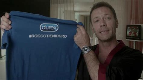Durex Sostiene Il Voto Di Castità Di Rocco Siffredi Huffpost Italia