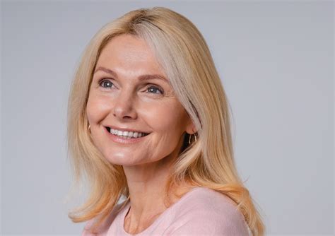 23 Best Wash And Wear Haircuts For Women Over 50 Hairstyle Camp