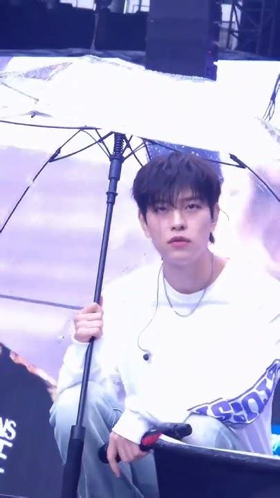 So Cute Seungmin🥰 Youtube
