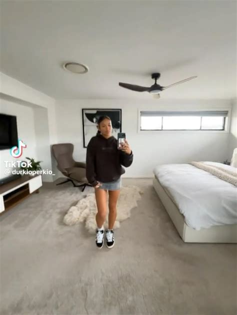 Pin De ~just A Gir~ ⋆˚ 🎧 ˚⋆ En Some Edits Mujeres Guapas