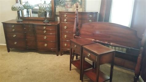 I Have A 1950s Dixie Mahogany Bedroom Set Dresser With Mirror Chest