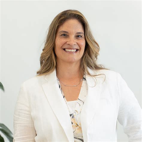 Real Estate Agent Carol Lilly Pj Morgan Real Estate