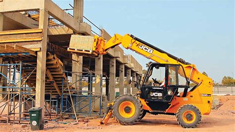 Jcb Showcases Material Handling Equipment