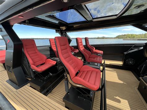 Marell Extends The M15 Ullman Dynamics World Leader In Suspension Seats