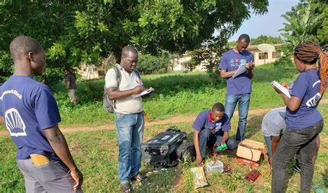 Low Cost Geophysical Instrumentation For Groundwater Investigation A Gwb Experience Seg