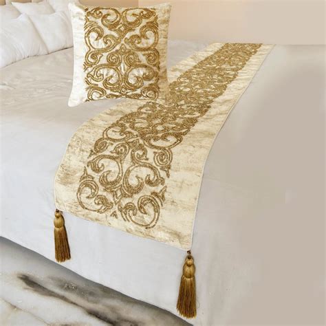 King Queen Twin Ivory Gold Bed Runner And Matching Decorative