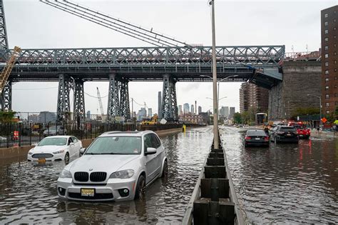 In Pictures The Crazy Floods That Caused Chaos In New York Newsfinale