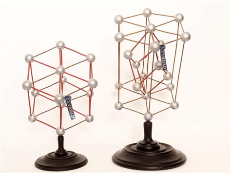 Pair Of Molecular Atomic Structure Models For Didactic Use Germany 1940 For Sale At 1stdibs