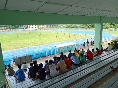 တောင်ဥက္ကလာပမြို့နယ်၌ ရန်ကုန်တိုင်းဒေသကြီးအစိုးရအဖွဲ့ ဝန်ကြီးချုပ်ဖလား၊ ၁၄ ခရိုင်၊ အသက် ၁၆ နှစ