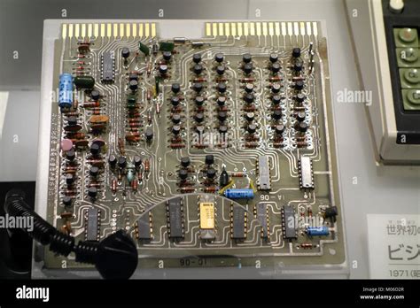 Intel 4004 Computer Microprocessor