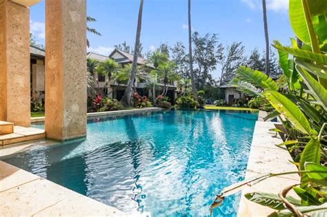Kelly Slater Puts Hawaiian Estate On The Market For 20m