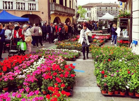 Sacile 76ª Fiera Primaverile degli Uccelli Venerdi 14 Sabato 15