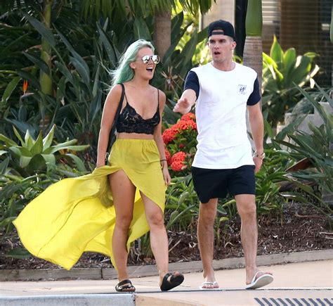 Geordie Shores Gaz Beadle Mystery Woman Irish Mirror Online