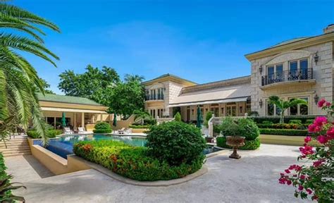 Jeff Bezos New Home Amazon Founder Buys Lavish Mansion Worth Rs 659
