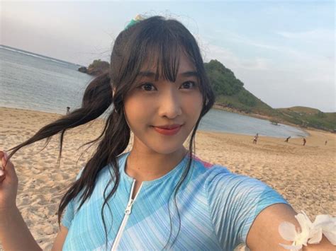 9 Hot Sexy Flora Shafiqa Riyadi Bikini Pics