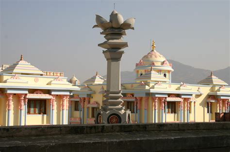 My First Experience Of Ashram Life India 2005 Breathwork
